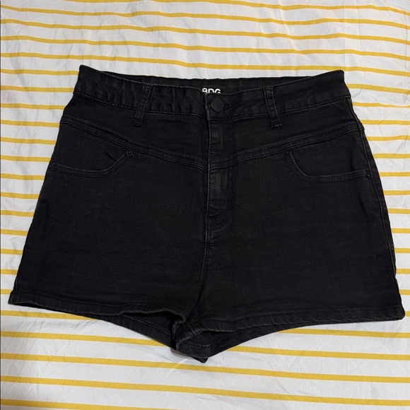 Urban Outfitters | Shorts | Super High Rise Seam Shorts | Poshmark